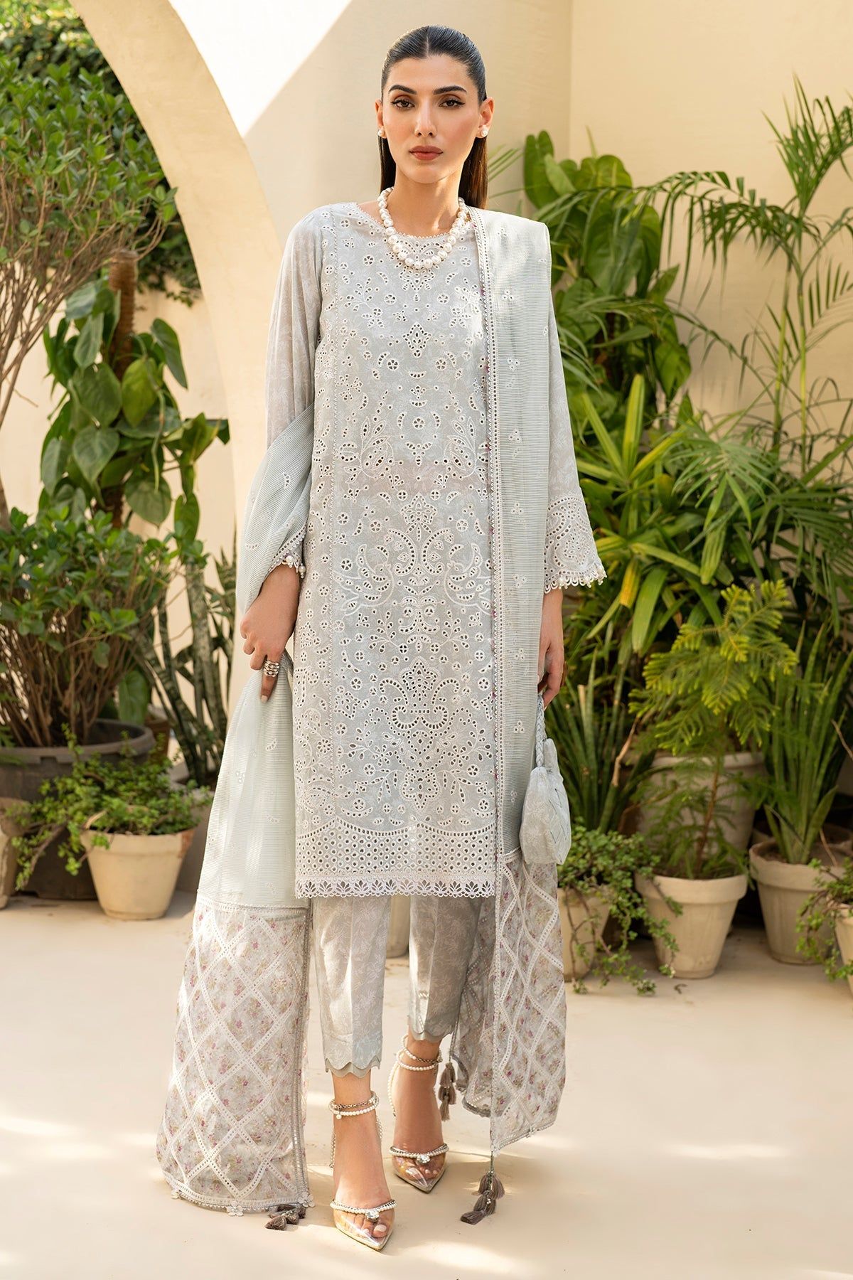 Design 2 - Jazmin Iris Lawn Stitched – Janan