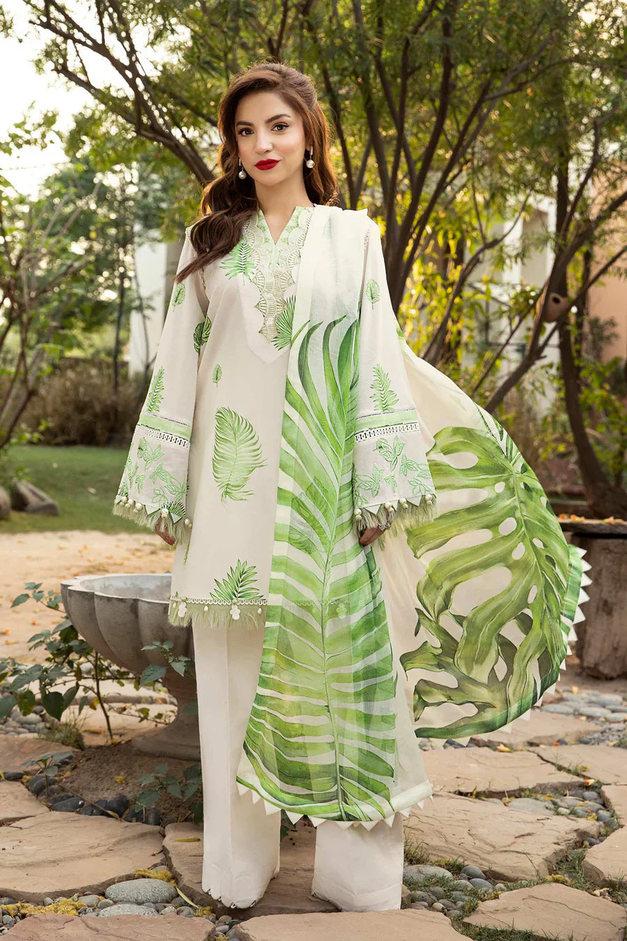 Lawn Pista Stitched Suit - Maria B Eid Basic – Janan